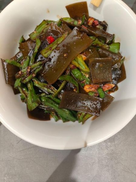 辣椒炒海带丝怎么炒好吃_海带丝炒多久才脆-第1张图片-山城妙识 辣椒炒海带丝怎么炒好吃_海带丝炒多久才脆-第1张图片-山城妙识