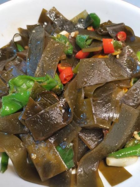辣椒炒海带丝怎么炒好吃_海带丝炒多久才脆-第2张图片-山城妙识 辣椒炒海带丝怎么炒好吃_海带丝炒多久才脆-第2张图片-山城妙识