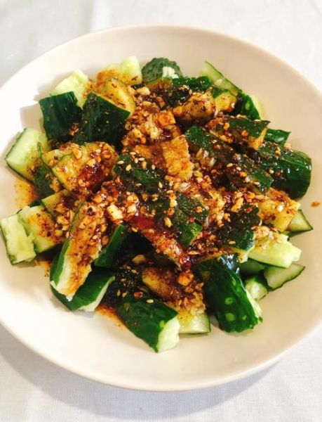 凉拌拍黄瓜怎么做_拍黄瓜要不要焯水-第1张图片-山城妙识 凉拌拍黄瓜怎么做_拍黄瓜要不要焯水-第1张图片-山城妙识