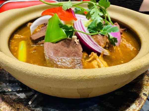 花雕鸡火锅怎么做_正宗花雕鸡火锅做法-第2张图片-山城妙识