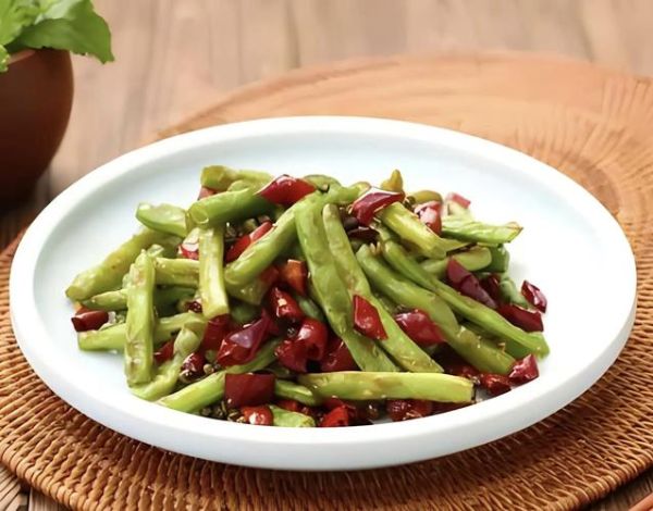 干煸四季豆怎么做简单又好吃_家常做法-第2张图片-山城妙识 干煸四季豆怎么做简单又好吃_家常做法-第2张图片-山城妙识