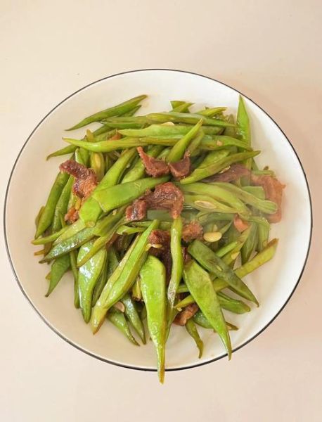 大扁豆角怎么做好吃_大扁豆角炒肉的做法-第2张图片-山城妙识 大扁豆角怎么做好吃_大扁豆角炒肉的做法-第2张图片-山城妙识