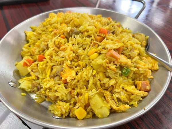 咖喱炒米饭怎么做_咖喱炒饭用哪种咖喱-第1张图片-山城妙识 咖喱炒米饭怎么做_咖喱炒饭用哪种咖喱-第1张图片-山城妙识