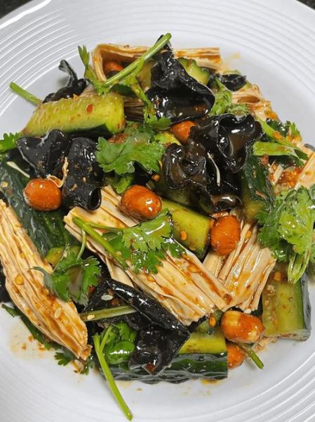 凉拌菜都有什么菜_哪些蔬菜适合做凉拌-第1张图片-山城妙识