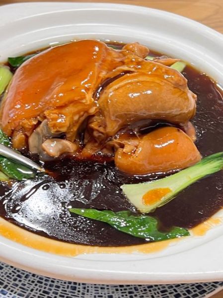 冰糖肘子怎么做_冰糖肘子用什么糖最好-第1张图片-山城妙识