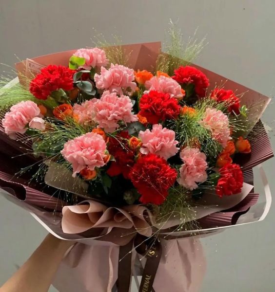 鲜花图片大全_如何挑选适合送礼的花束-第3张图片-山城妙识