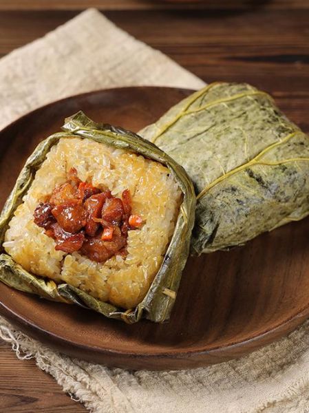 正宗广式糯米鸡的做法_为什么荷叶蒸出来更香-第1张图片-山城妙识