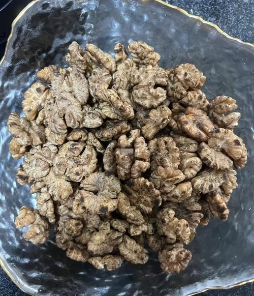 不用烤箱的椒盐核桃仁怎么做_家庭版零失败做法-第1张图片-山城妙识 不用烤箱的椒盐核桃仁怎么做_家庭版零失败做法-第1张图片-山城妙识