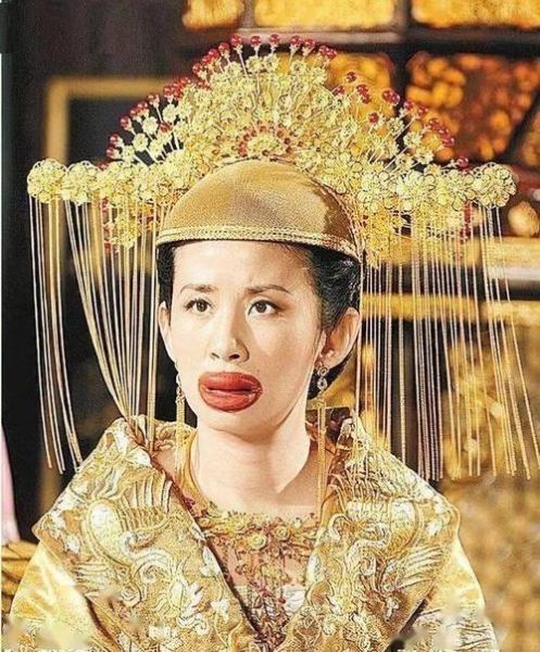 香肠嘴图片女丑_香肠嘴女生怎么改善-第3张图片-山城妙识