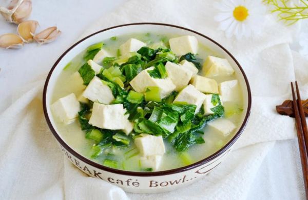 小白菜炖豆腐怎样炖好吃_小白菜炖豆腐做法窍门-第3张图片-山城妙识