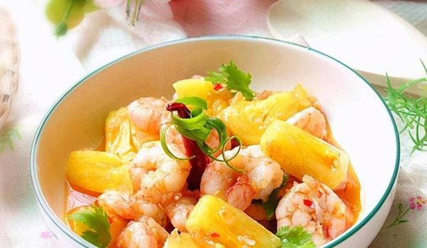 菠萝虾球怎么做_菠萝虾球热量高吗-第3张图片-山城妙识