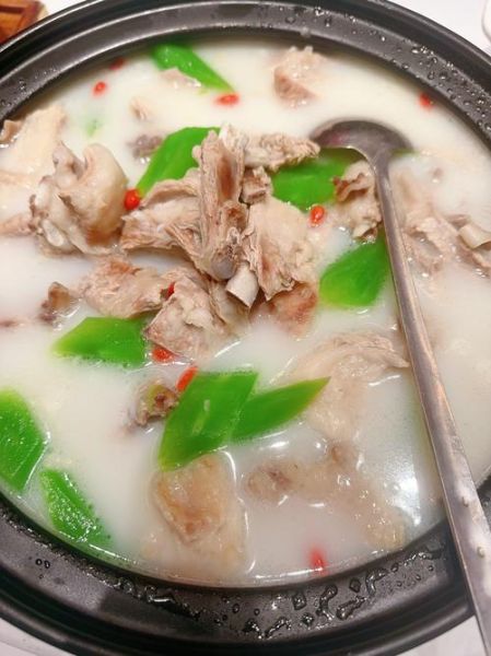 羊排汤下奶吗_哺乳期喝羊排汤多久见效-第1张图片-山城妙识