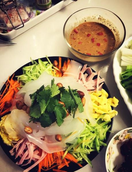 五彩拉皮怎么做好吃_五彩拉皮的家常做法-第2张图片-山城妙识 五彩拉皮怎么做好吃_五彩拉皮的家常做法-第2张图片-山城妙识