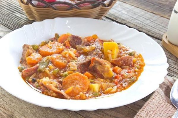 蔬果牛肉咖喱怎么做_家常做法步骤详解-第3张图片-山城妙识