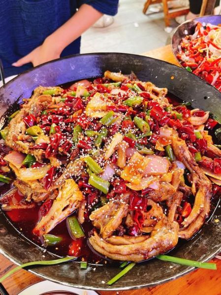 干锅鸭的做法_干锅鸭的配料有哪些-第1张图片-山城妙识 干锅鸭的做法_干锅鸭的配料有哪些-第1张图片-山城妙识