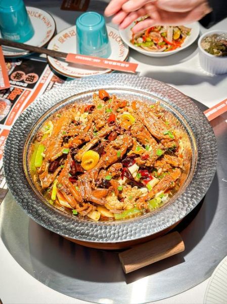 干锅鸭的做法_干锅鸭的配料有哪些-第2张图片-山城妙识 干锅鸭的做法_干锅鸭的配料有哪些-第2张图片-山城妙识