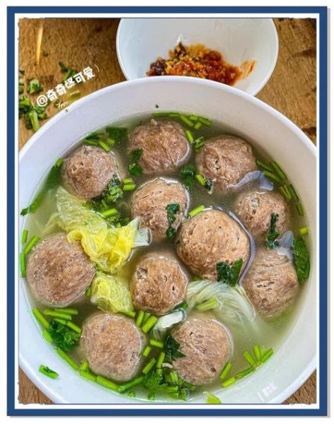 清汤丸子怎么做才好吃_清汤丸子汤的家常做法-第1张图片-山城妙识
