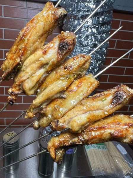 烧烤鸡翅怎么串竹签_鸡翅串签技巧-第3张图片-山城妙识 烧烤鸡翅怎么串竹签_鸡翅串签技巧-第3张图片-山城妙识