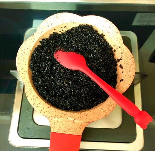 芝麻酱怎么吃更补钙_芝麻酱补钙的正确方法-第1张图片-山城妙识 芝麻酱怎么吃更补钙_芝麻酱补钙的正确方法-第1张图片-山城妙识