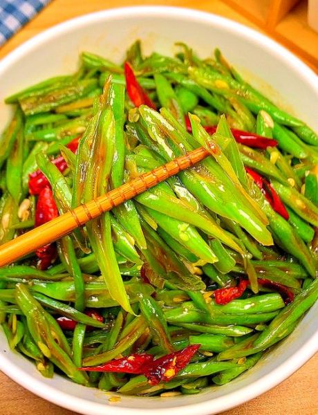 炒四季豆需要焯水吗_焯水还是不焯水-第1张图片-山城妙识