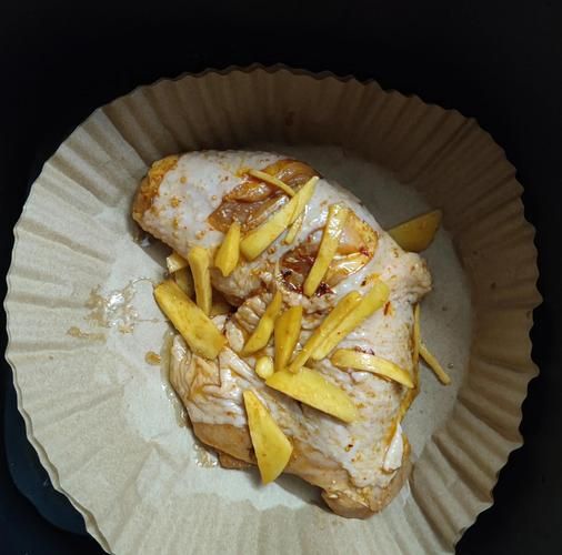 烤箱200度烤鸡腿多久熟_烤鸡腿温度时间对照表-第3张图片-山城妙识