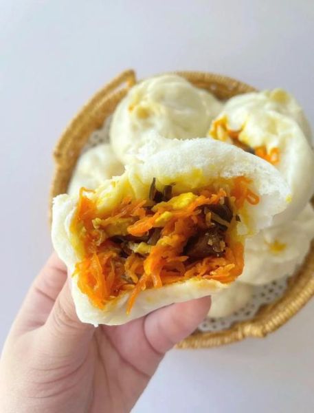 胡萝卜餐包怎么做_胡萝卜餐包的做法大全-第1张图片-山城妙识 胡萝卜餐包怎么做_胡萝卜餐包的做法大全-第1张图片-山城妙识