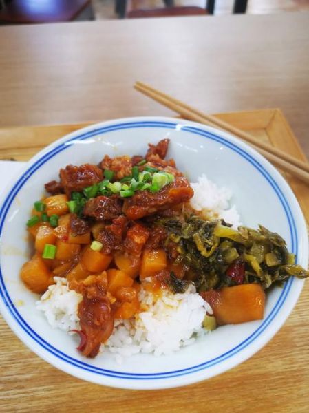 电饭煲牛肉土豆焖饭怎么做_电饭煲牛肉土豆焖饭要多久-第3张图片-山城妙识