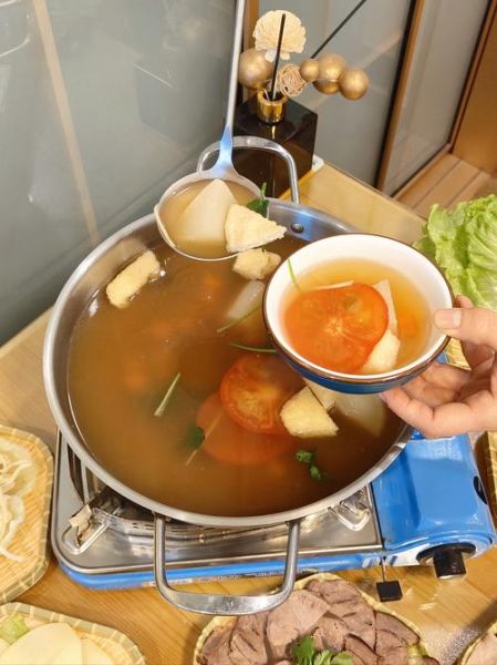 牛肉火锅怎么做_牛肉火锅汤底怎么调-第1张图片-山城妙识 牛肉火锅怎么做_牛肉火锅汤底怎么调-第1张图片-山城妙识