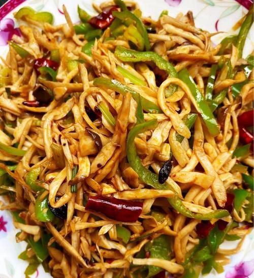 手撕杏鲍菇凉拌怎么做_手撕杏鲍菇凉拌要不要焯水-第1张图片-山城妙识 手撕杏鲍菇凉拌怎么做_手撕杏鲍菇凉拌要不要焯水-第1张图片-山城妙识