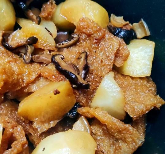 焖白萝卜怎么做好吃_家常焖白萝卜的做法-第3张图片-山城妙识