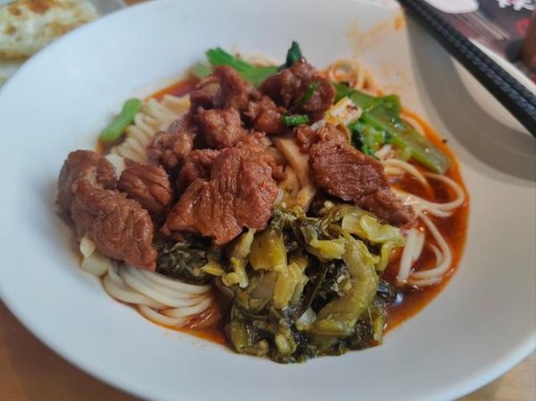 家常牛肉拌面怎么做_牛肉拌面需要焯水吗-第2张图片-山城妙识 家常牛肉拌面怎么做_牛肉拌面需要焯水吗-第2张图片-山城妙识