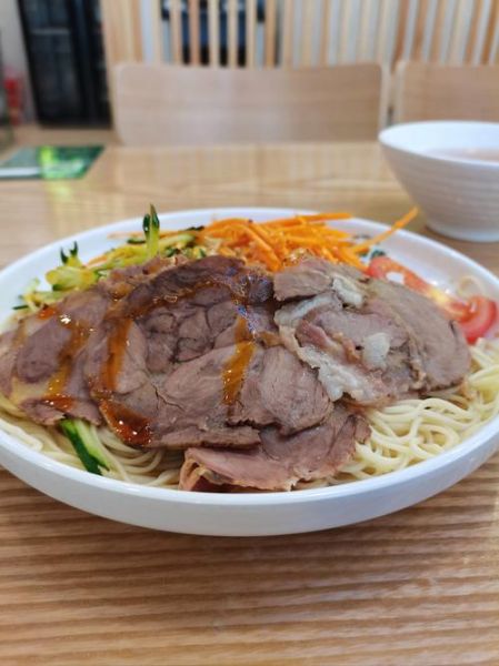 家常牛肉拌面怎么做_牛肉拌面需要焯水吗-第1张图片-山城妙识 家常牛肉拌面怎么做_牛肉拌面需要焯水吗-第1张图片-山城妙识