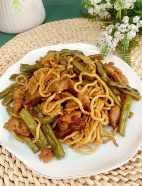 家常豆角蒸面怎么做_豆角蒸面需要焯水吗-第2张图片-山城妙识 家常豆角蒸面怎么做_豆角蒸面需要焯水吗-第2张图片-山城妙识