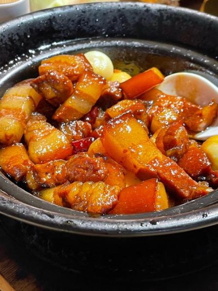 红焖肉怎么做才正宗_正宗红焖肉用什么肉-第3张图片-山城妙识