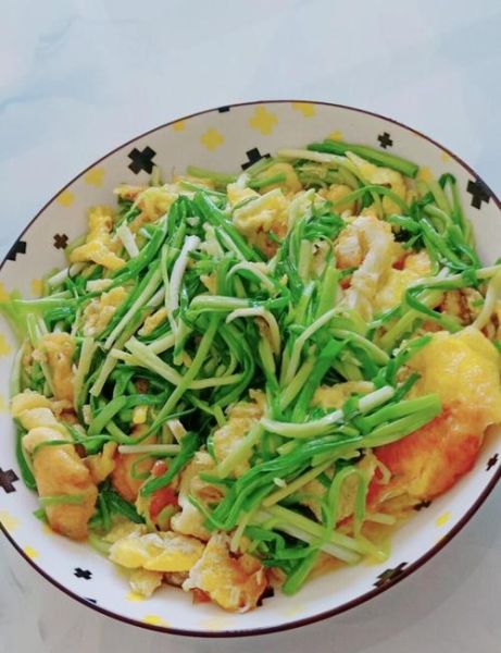 鸡蛋炒蒜苗怎么做_鸡蛋炒蒜苗热量高吗-第2张图片-山城妙识 鸡蛋炒蒜苗怎么做_鸡蛋炒蒜苗热量高吗-第2张图片-山城妙识