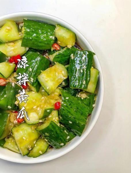 手拍黄瓜怎么做_手拍黄瓜要不要焯水-第1张图片-山城妙识