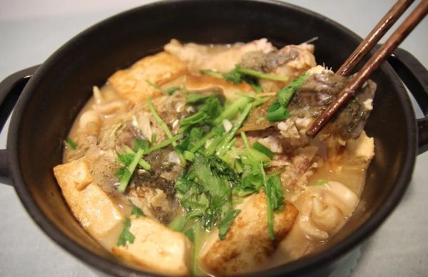 火锅料炖鱼怎么做_火锅底料炖鱼的家常做法-第3张图片-山城妙识