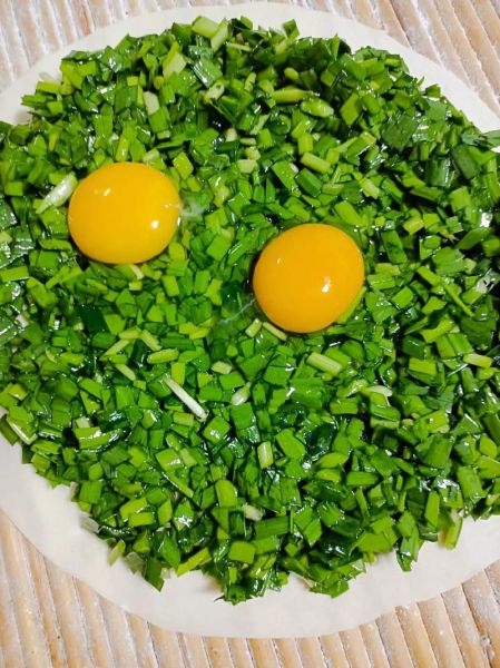 韭菜鸡蛋饼怎么做好吃_韭菜鸡蛋饼的家常做法-第2张图片-山城妙识
