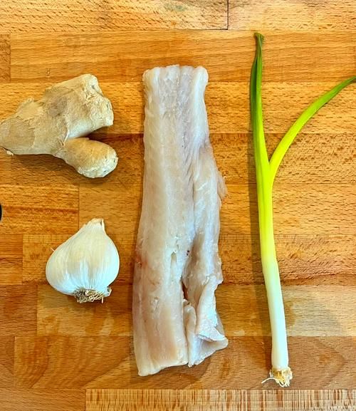 红烧鱼怎么做才入味_红烧鱼的做法步骤-第3张图片-山城妙识