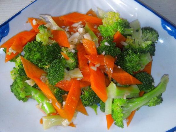 西兰花根茎有营养价值么_西兰花根茎怎么吃-第2张图片-山城妙识