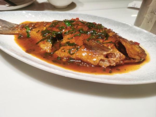 红烧武昌鱼怎么做_武昌鱼红烧做法大全-第3张图片-山城妙识