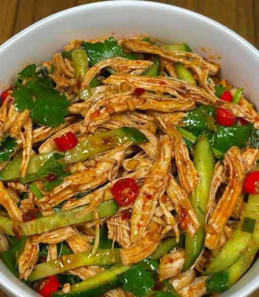 凉拌鸡丝怎么做_凉拌鸡丝家常做法-第3张图片-山城妙识