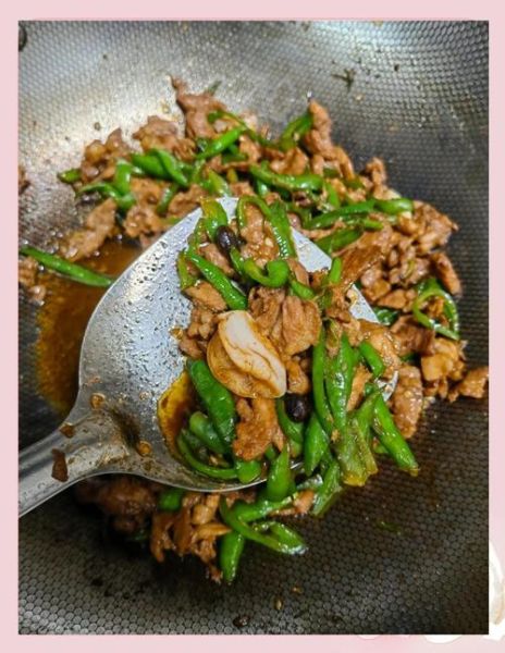 湖南小炒肉怎么做_正宗湖南小炒肉的做法-第2张图片-山城妙识 湖南小炒肉怎么做_正宗湖南小炒肉的做法-第2张图片-山城妙识