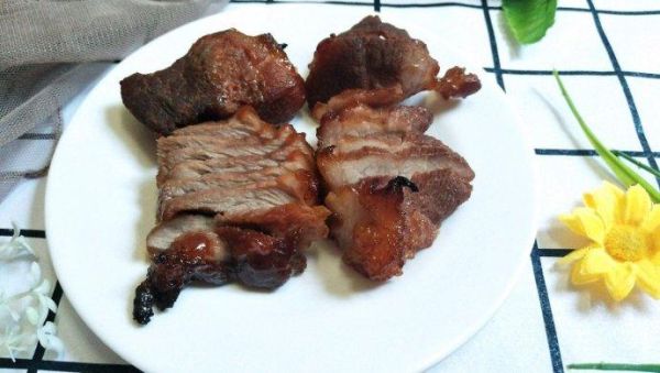 烤箱做叉烧肉的做法_叉烧肉烤箱温度时间-第1张图片-山城妙识 烤箱做叉烧肉的做法_叉烧肉烤箱温度时间-第1张图片-山城妙识