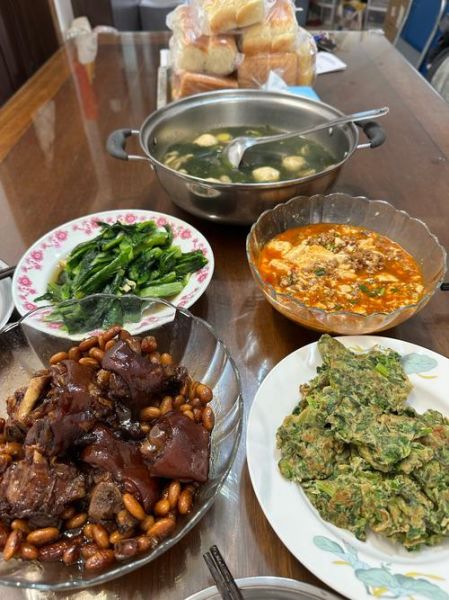 家常晚餐吃什么简单又好吃_真实照片里的烟火气-第1张图片-山城妙识