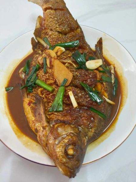 烧鱼怎么烧好吃_家常烧鱼步骤-第2张图片-山城妙识