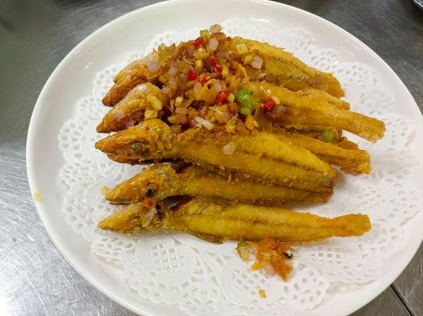 沙丁鱼片怎么做好吃_沙丁鱼片的家常做法-第2张图片-山城妙识