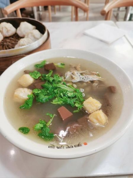 鸭血粉丝汤怎么做_鸭血粉丝汤简单做法窍门-第2张图片-山城妙识 鸭血粉丝汤怎么做_鸭血粉丝汤简单做法窍门-第2张图片-山城妙识