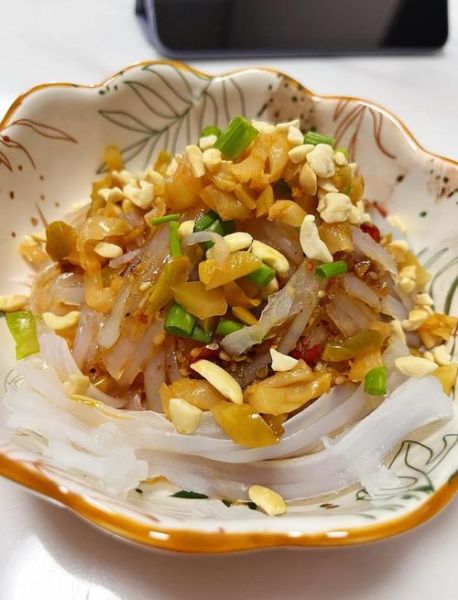 豌豆凉粉怎么做好吃_豌豆凉粉筋道秘方-第2张图片-山城妙识