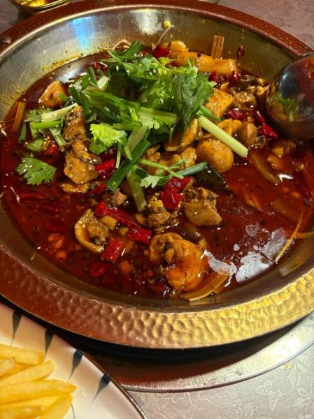 芋儿烧鸡最正宗的做法_芋儿烧鸡怎么做好吃-第3张图片-山城妙识